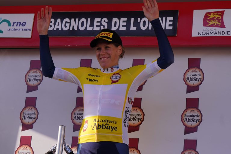 Ellen Van Dijk vence contrarrelógio e é a primeira líder do Tour de ...